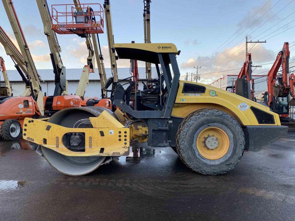 Search | Bacon Universal